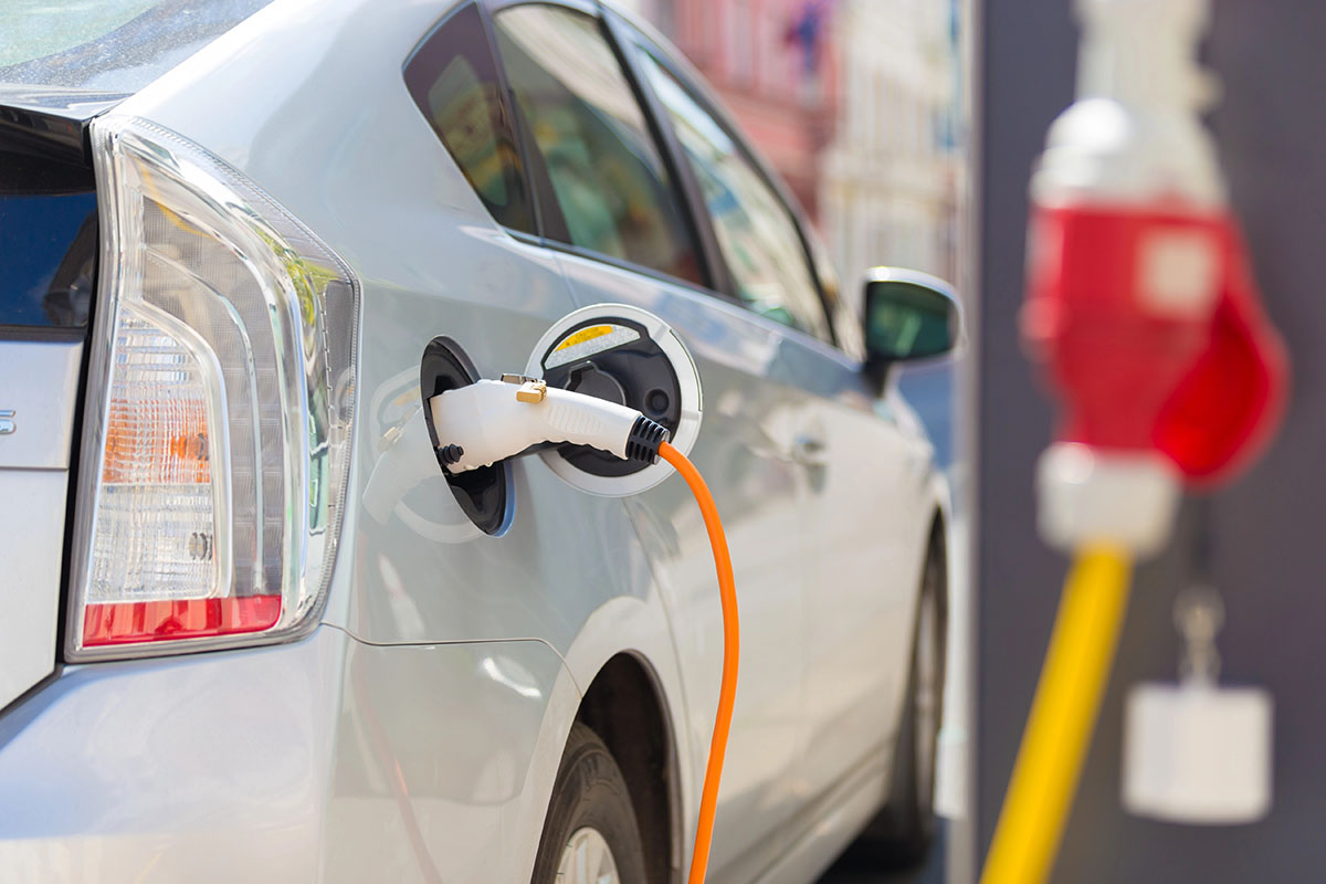 Hybrid & Electric Vehicle Services - Local Automotive